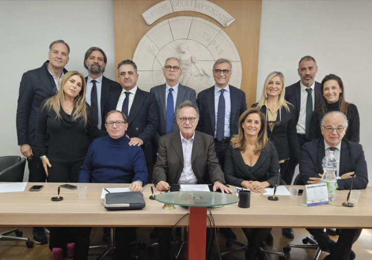 Eletto il nuovo consiglio dell' Ordine Avvocati di Taranto - Il ...